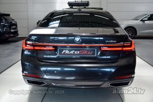 Grey BMW 7 Series 2022 in Tallinn, with an engine capacity of 3.00 L and mileage of 159 thousand km for 47900 €, photo 7 on AUTOMOTO.COM.LV