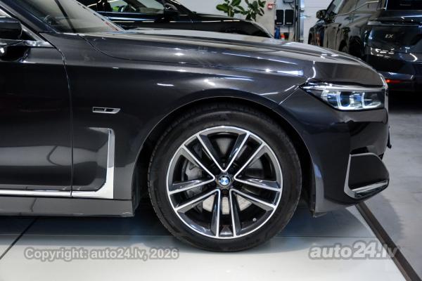 Pelēks BMW 7 Series 2022 Tallina, ar dzinēja tilpumu 3.00 L un nobraukumu 159 tūkst. km par 47900 €, foto 7 vietnē AUTOMOTO.COM.LV