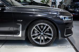 Grey BMW 7 Series 2022 in Tallinn, with an engine capacity of 3.00 L and mileage of 159 thousand km for 47900 €, photo 8 on AUTOMOTO.COM.LV
