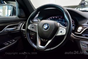 Grey BMW 7 Series 2022 in Tallinn, with an engine capacity of 3.00 L and mileage of 159 thousand km for 47900 €, photo 12 on AUTOMOTO.COM.LV