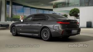 Pelēks BMW 7 Series 2026 Tallina, ar dzinēja tilpumu 3.00 L un nobraukumu 1 tūkst. km par 148360 €, foto 4 vietnē AUTOMOTO.COM.LV