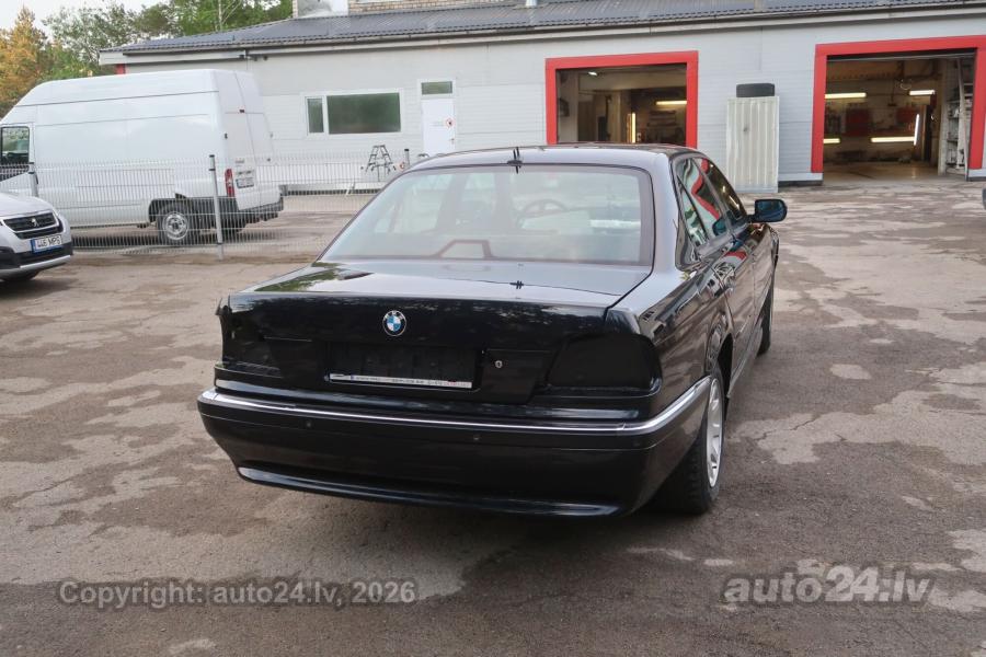BMW 7 Series 2001 in Tallinn, with an engine capacity of 0.00 L and mileage of 0 thousand km for 8900 €, photo 3 on AUTOMOTO.COM.LV