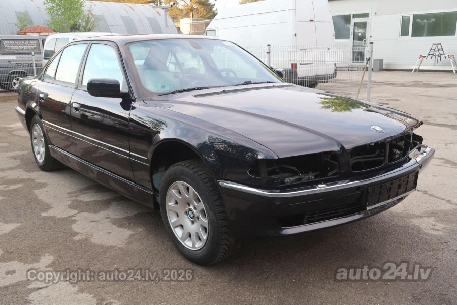 BMW 7 Series 2001 in Tallinn, with an engine capacity of 0.00 L and mileage of 0 thousand km for 8900 €, photo 13 on AUTOMOTO.COM.LV
