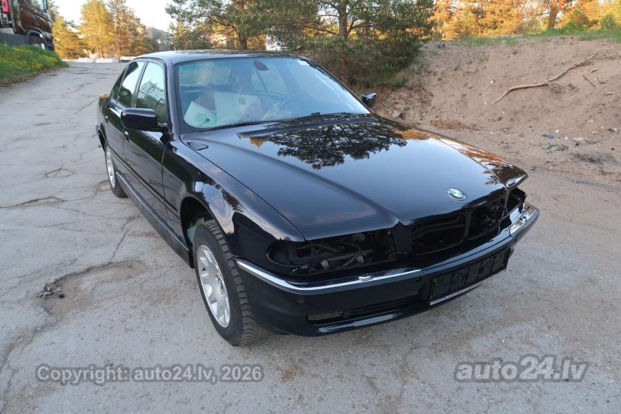 BMW 7 Series 2001 in Tallinn, with an engine capacity of 0.00 L and mileage of 0 thousand km for 8900 €, photo 16 on AUTOMOTO.COM.LV