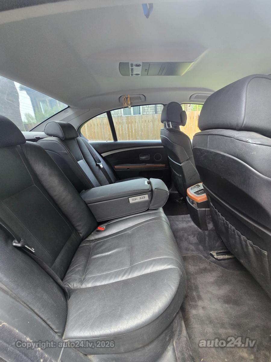 BMW 7 Series 2004 Tallina, ar dzinēja tilpumu 3.00 L un nobraukumu 398 tūkst. km par 1600 €, foto 10 vietnē AUTOMOTO.COM.LV