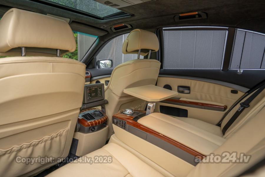 BMW 7 Series 2004 Tallina, ar dzinēja tilpumu 4.40 L un nobraukumu 28 tūkst. km par 44900 €, foto 13 vietnē AUTOMOTO.COM.LV