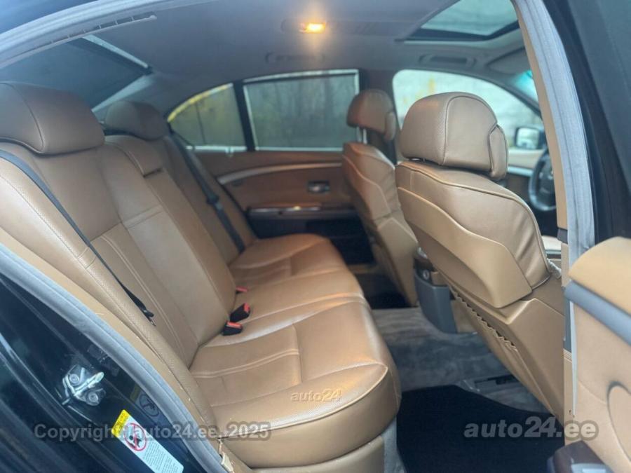 BMW 7 Series 2005 Narva, ar dzinēja tilpumu 3.00 L un nobraukumu 453 tūkst. km par 4500 €, foto 8 vietnē AUTOMOTO.COM.LV