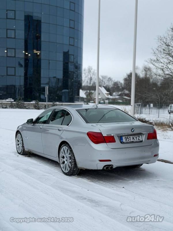 BMW 7 Series 2008 in Narva, with an engine capacity of 3.00 L and mileage of 258 thousand km for 8990 €, photo 4 on AUTOMOTO.COM.LV