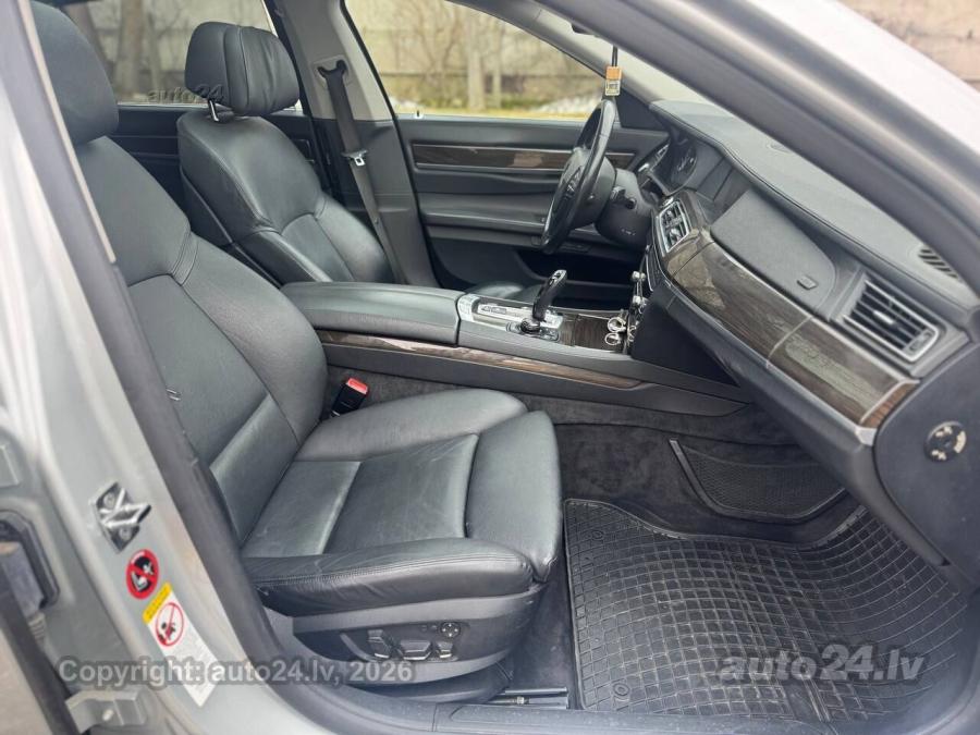 BMW 7 Series 2008 Narva, ar dzinēja tilpumu 3.00 L un nobraukumu 258 tūkst. km par 7990 €, foto 9 vietnē AUTOMOTO.COM.LV