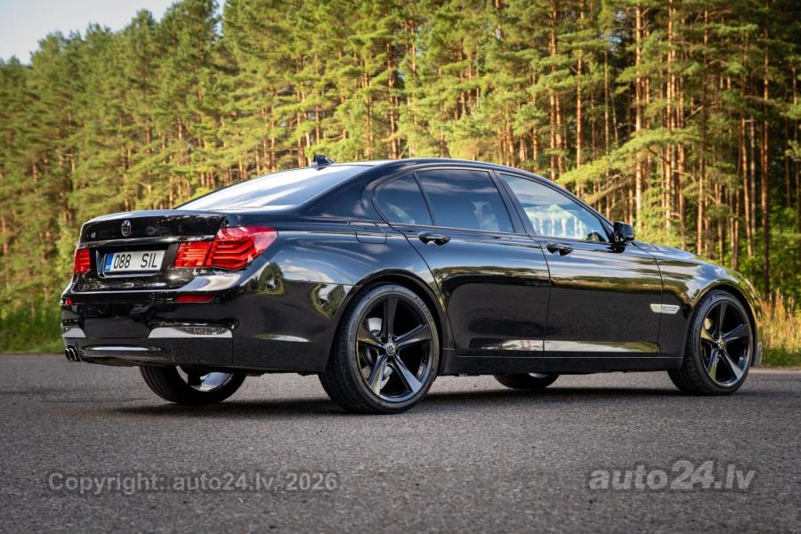 BMW 7 Series 2010 Pērnava, ar dzinēja tilpumu 3.00 L un nobraukumu 299 tūkst. km par 12000 €, foto 5 vietnē AUTOMOTO.COM.LV