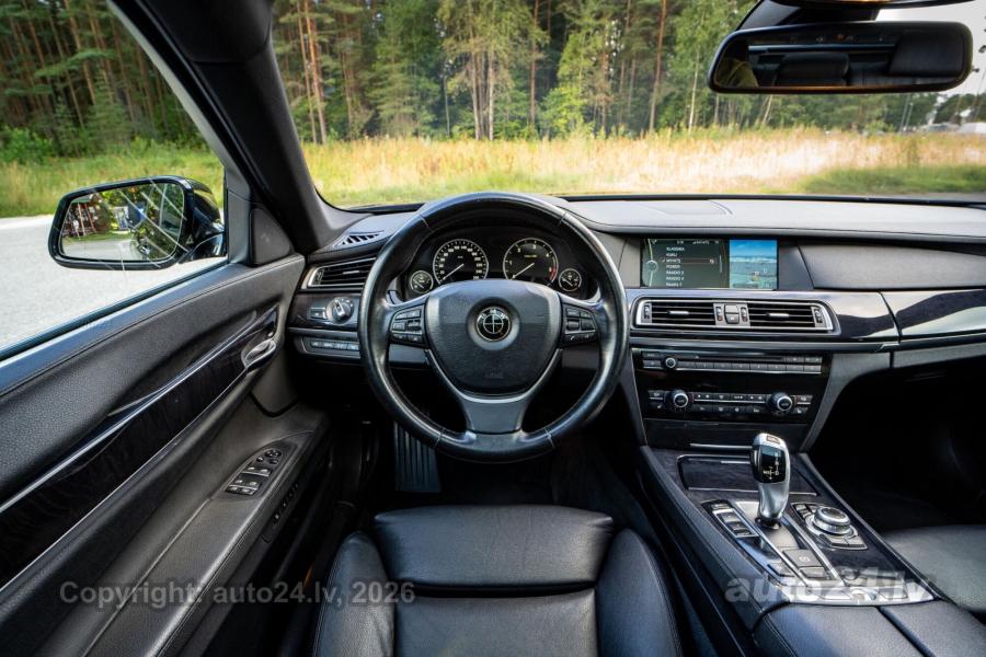 BMW 7 Series 2010 Pērnava, ar dzinēja tilpumu 3.00 L un nobraukumu 299 tūkst. km par 12000 €, foto 11 vietnē AUTOMOTO.COM.LV