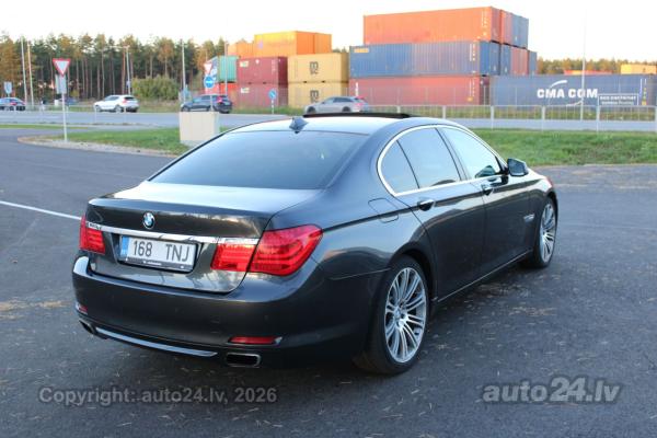 BMW 7 Series 2010 Tallina, ar dzinēja tilpumu 3.00 L un nobraukumu 328 tūkst. km par 9200 €, foto 5 vietnē AUTOMOTO.COM.LV