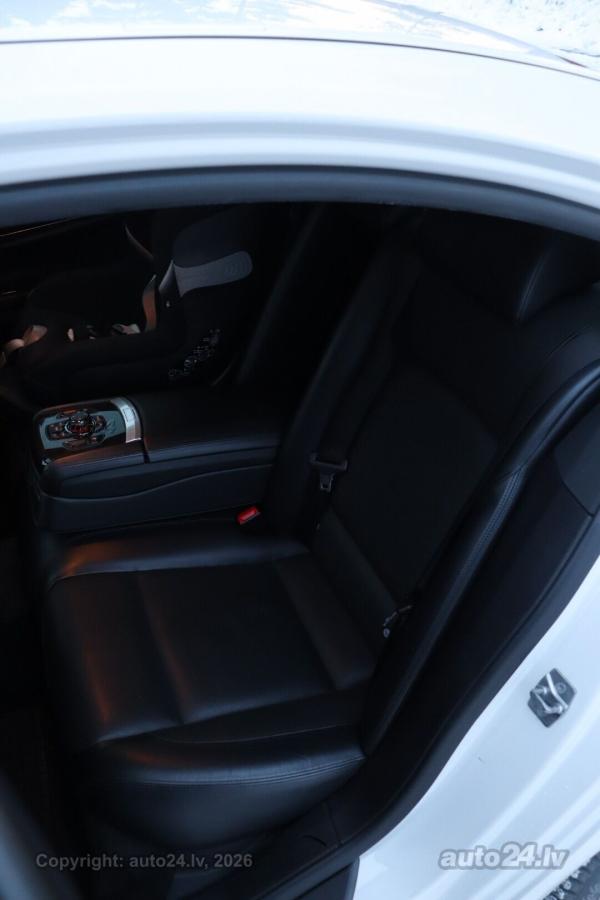 BMW 7 Series 2011 in Keila, with an engine capacity of 3.00 L and mileage of 266 thousand km for 14000 €, photo 11 on AUTOMOTO.COM.LV