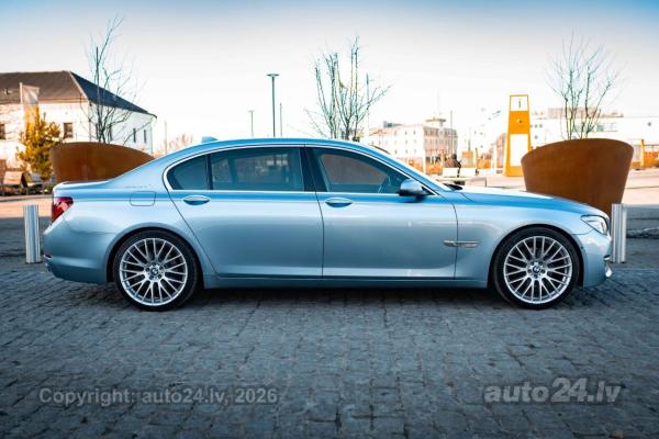 BMW 7 Series 2013 Tallina, ar dzinēja tilpumu 3.00 L un nobraukumu 185 tūkst. km par 17700 €, foto 4 vietnē AUTOMOTO.COM.LV