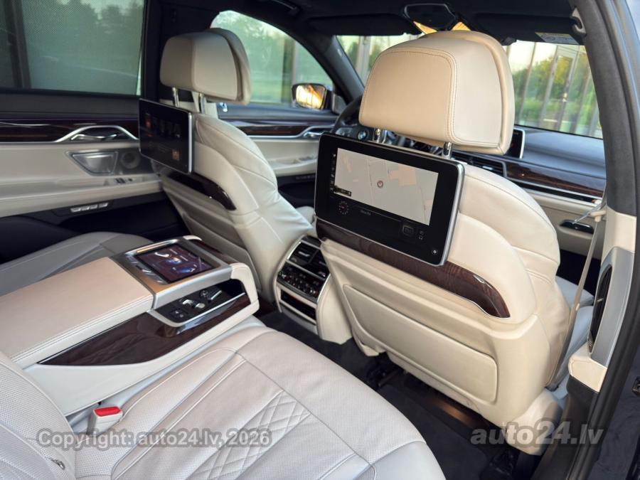 BMW 7 Series 2016 in Tallinn, with an engine capacity of 3.00 L and mileage of 202 thousand km for 27900 €, photo 14 on AUTOMOTO.COM.LV