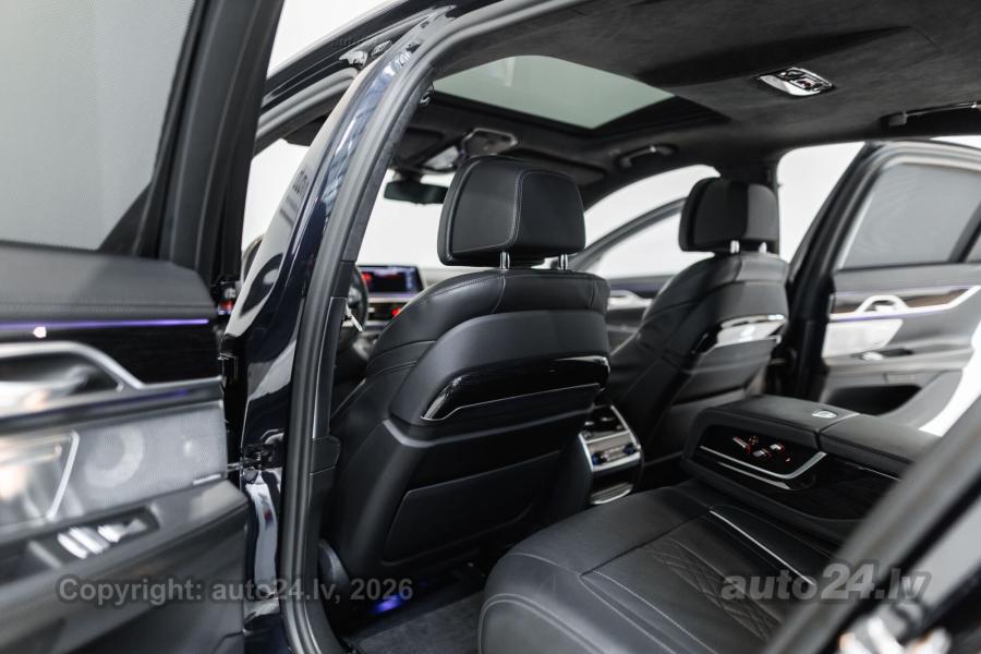 BMW 7 Series 2019 Tallina, ar dzinēja tilpumu 3.00 L un nobraukumu 134 tūkst. km par 48990 €, foto 20 vietnē AUTOMOTO.COM.LV