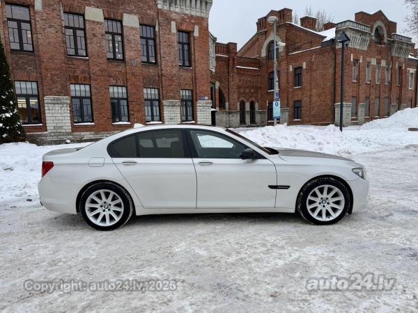 Balts BMW 7 Series 2011 Tallina, ar dzinēja tilpumu 4.40 L un nobraukumu 84 tūkst. km par 15900 €, foto 2 vietnē AUTOMOTO.COM.LV