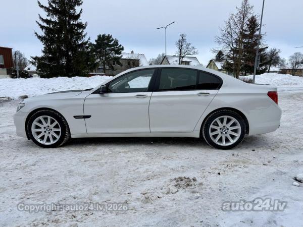 Balts BMW 7 Series 2011 Tallina, ar dzinēja tilpumu 4.40 L un nobraukumu 84 tūkst. km par 15900 €, foto 6 vietnē AUTOMOTO.COM.LV