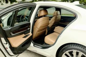 Balts BMW 7 Series 2011 Tallina, ar dzinēja tilpumu 3.00 L un nobraukumu 284 tūkst. km par 12400 €, foto 12 vietnē AUTOMOTO.COM.LV