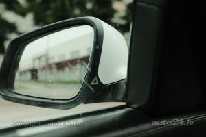 Balts BMW 7 Series 2011 Tallina, ar dzinēja tilpumu 3.00 L un nobraukumu 284 tūkst. km par 12400 €, foto 19 vietnē AUTOMOTO.COM.LV