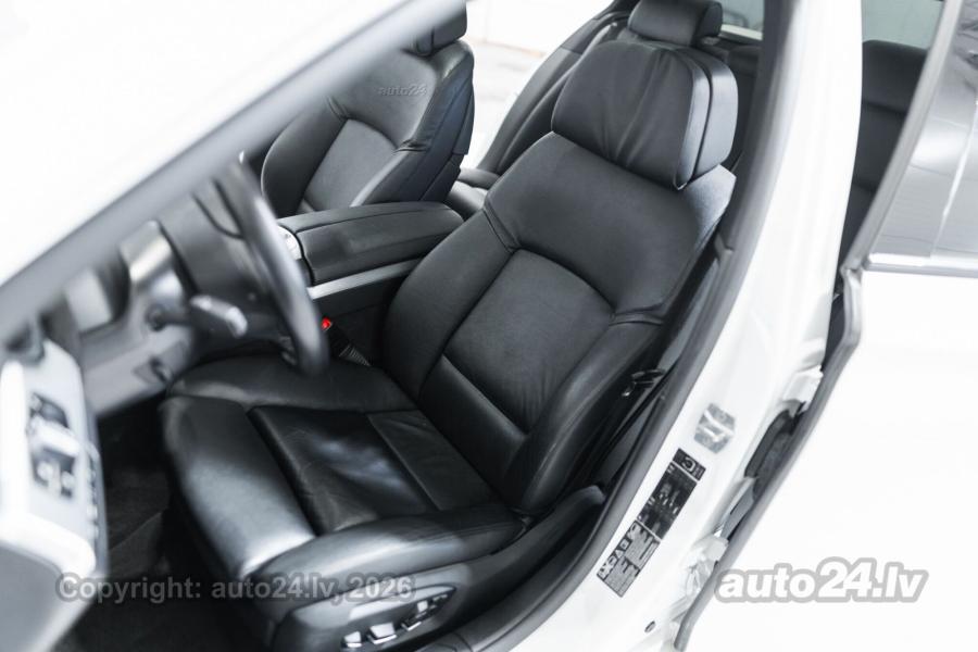 Balts BMW 7 Series 2012 Tallina, ar dzinēja tilpumu 3.00 L un nobraukumu 220 tūkst. km par 13990 €, foto 14 vietnē AUTOMOTO.COM.LV