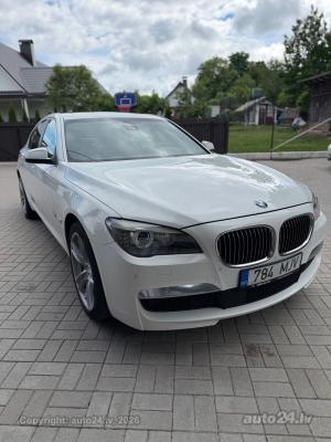 Balts BMW 7 Series 2012 Tallina, ar dzinēja tilpumu 3.00 L un nobraukumu 366 tūkst. km par 9999 €, foto  vietnē AUTOMOTO.COM.LV