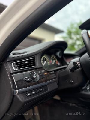 White BMW 7 Series 2012 in Tallinn, with an engine capacity of 3.00 L and mileage of 366 thousand km for 9999 €, photo 10 on AUTOMOTO.COM.LV