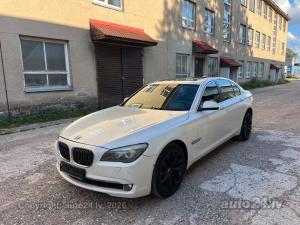 White BMW 7 Series 2012 in Tartu, with an engine capacity of 3.00 L and mileage of 381 thousand km for 8990 €, photo  on AUTOMOTO.COM.LV