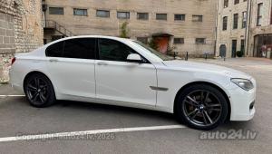 Balts BMW 7 Series 2012 Tallina, ar dzinēja tilpumu 3.00 L un nobraukumu 162 tūkst. km par 5400 €, foto 4 vietnē AUTOMOTO.COM.LV