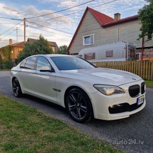 Белый БМВ 7 Серия 2012 в Тарту, объемом двигателя 3.00 л и пробегом 160 тыс. км за 8990 €, фото  на AUTOMOTO.COM.LV