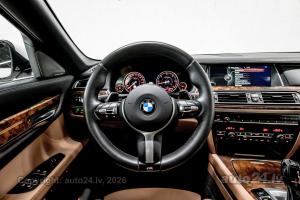 White BMW 7 Series 2013 in Parnu, with an engine capacity of 3.00 L and mileage of 294 thousand km for 14990 €, photo 16 on AUTOMOTO.COM.LV
