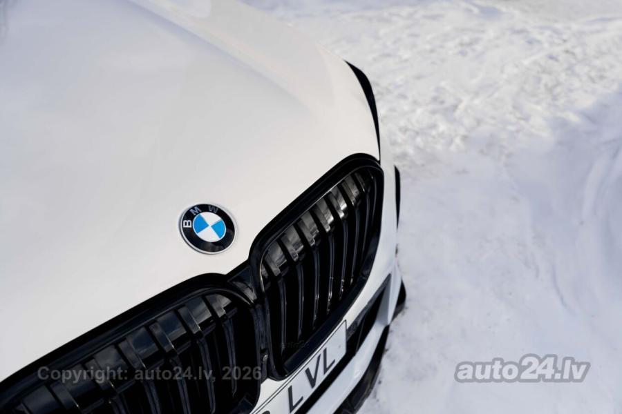 White BMW 7 Series 2016 in Tallinn, with an engine capacity of 4.40 L and mileage of 115 thousand km for 34000 €, photo 14 on AUTOMOTO.COM.LV