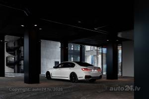 White BMW 7 Series 2016 in Tallinn, with an engine capacity of 4.40 L and mileage of 118 thousand km for 33900 €, photo 6 on AUTOMOTO.COM.LV