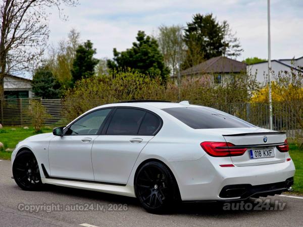 Balts BMW 7 Series 2016 Tallina, ar dzinēja tilpumu 3.00 L un nobraukumu 289 tūkst. km par 23990 €, foto 5 vietnē AUTOMOTO.COM.LV