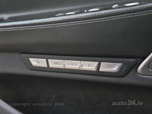 Balts BMW 7 Series 2016 Tallina, ar dzinēja tilpumu 3.00 L un nobraukumu 289 tūkst. km par 23990 €, foto 18 vietnē AUTOMOTO.COM.LV