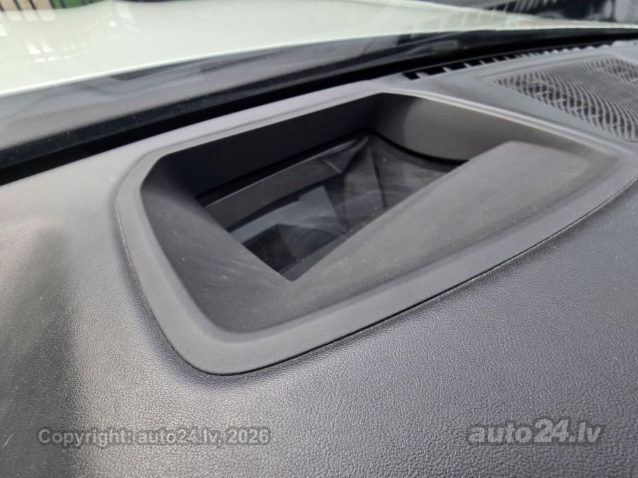 Balts BMW 7 Series 2016 Tallina, ar dzinēja tilpumu 3.00 L un nobraukumu 289 tūkst. km par 23990 €, foto 27 vietnē AUTOMOTO.COM.LV