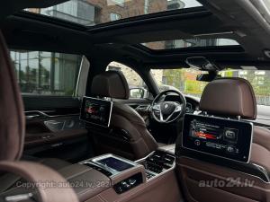 Белый БМВ 7 Серия 2016 в Таллин, объемом двигателя 4.40 л и пробегом 180 тыс. км за 32700 €, фото 22 на AUTOMOTO.COM.LV