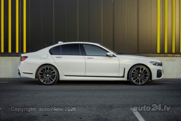 Balts BMW 7 Series 2019 Tallina, ar dzinēja tilpumu 3.00 L un nobraukumu 0 tūkst. km par 48499 €, foto 2 vietnē AUTOMOTO.COM.LV