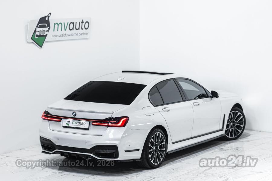 White BMW 7 Series 2020 in Tallinn, with an engine capacity of 3.00 L and mileage of 112 thousand km for 50990 €, photo 3 on AUTOMOTO.COM.LV