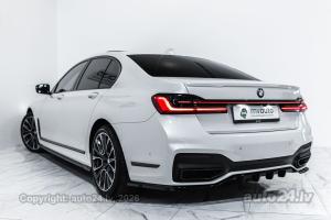 White BMW 7 Series 2020 in Tallinn, with an engine capacity of 3.00 L and mileage of 112 thousand km for 50990 €, photo 7 on AUTOMOTO.COM.LV