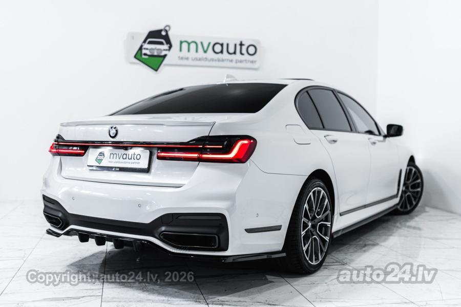 White BMW 7 Series 2020 in Tallinn, with an engine capacity of 3.00 L and mileage of 112 thousand km for 50990 €, photo 9 on AUTOMOTO.COM.LV