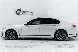 White BMW 7 Series 2020 in Tallinn, with an engine capacity of 3.00 L and mileage of 112 thousand km for 50990 €, photo 10 on AUTOMOTO.COM.LV