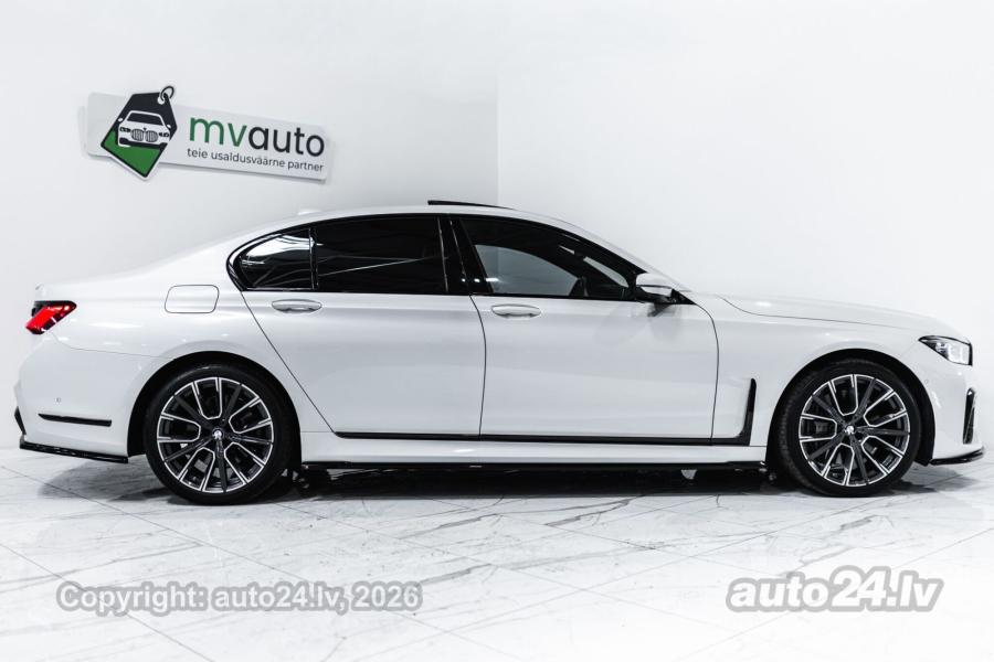 White BMW 7 Series 2020 in Tallinn, with an engine capacity of 3.00 L and mileage of 112 thousand km for 50990 €, photo 11 on AUTOMOTO.COM.LV