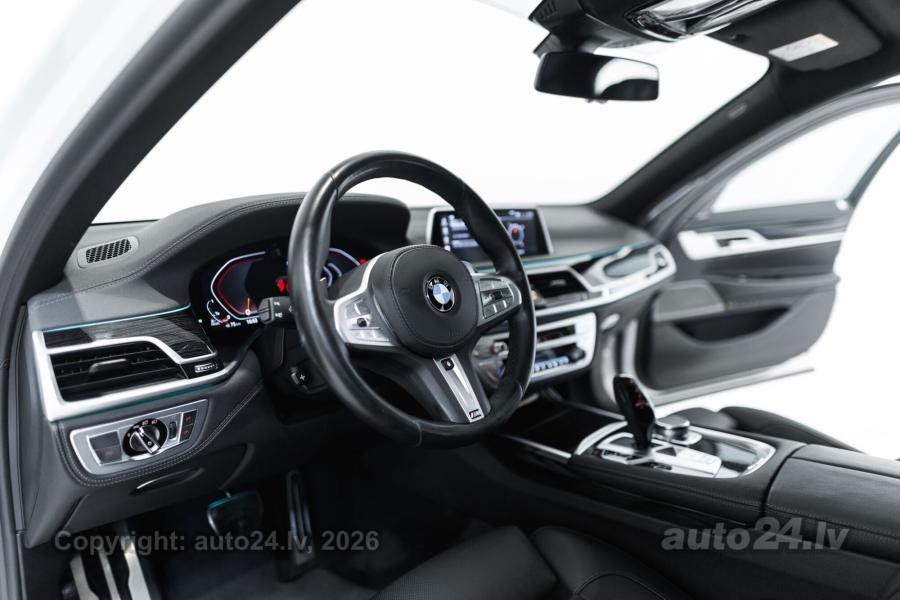 White BMW 7 Series 2020 in Tallinn, with an engine capacity of 3.00 L and mileage of 112 thousand km for 50990 €, photo 14 on AUTOMOTO.COM.LV