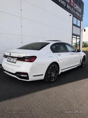 White BMW 7 Series 2021 in Tallinn, with an engine capacity of 3.00 L and mileage of 108 thousand km for 41500 €, photo 8 on AUTOMOTO.COM.LV