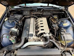 Blue BMW 725 1996 in Kaunas, with an engine capacity of 2.50 L and mileage of 370 thousand km for 1990 €, photo 25 on AUTOMOTO.COM.LV