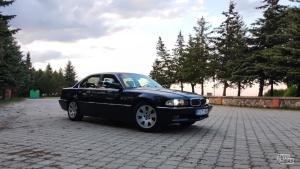 Blue BMW 725 1996 in Kaunas, with an engine capacity of 2.50 L and mileage of 370 thousand km for 1990 €, photo 26 on AUTOMOTO.COM.LV