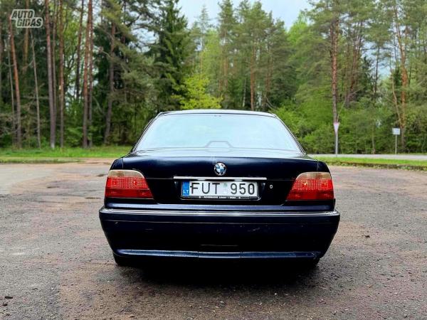 Blue BMW 725 1996 in Kaunas, with an engine capacity of 2.50 L and mileage of 370 thousand km for 1990 €, photo 10 on AUTOMOTO.COM.LV