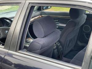 Zils BMW 725 1997 Viļņa, ar dzinēja tilpumu 2.50 L un nobraukumu 365 tūkst. km par 1500 €, foto 14 vietnē AUTOMOTO.COM.LV