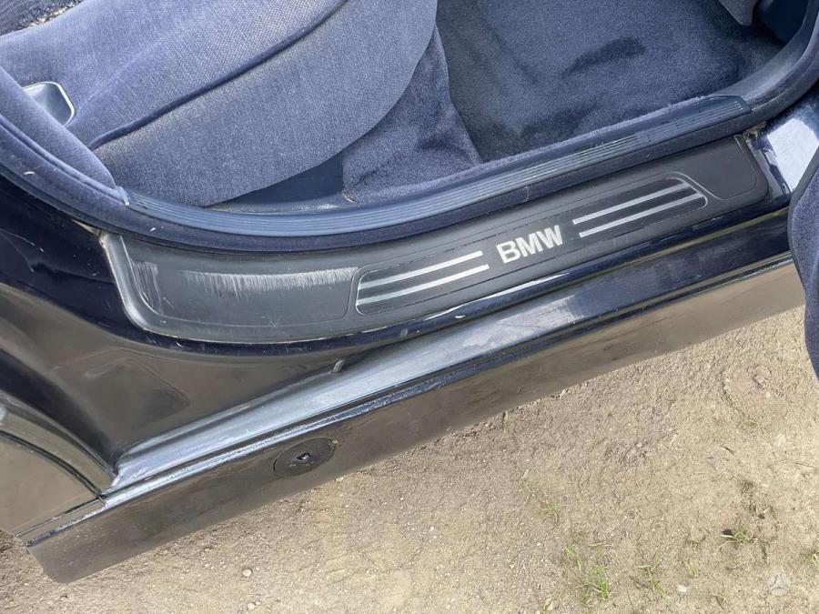 Zils BMW 725 1997 Viļņa, ar dzinēja tilpumu 2.50 L un nobraukumu 365 tūkst. km par 1500 €, foto 27 vietnē AUTOMOTO.COM.LV